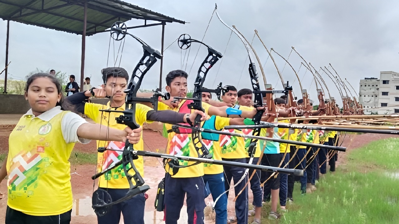 Archery Training Center : पंडरापाठ में बनेगा 20 करोड़ का तीरंदाजी ...
