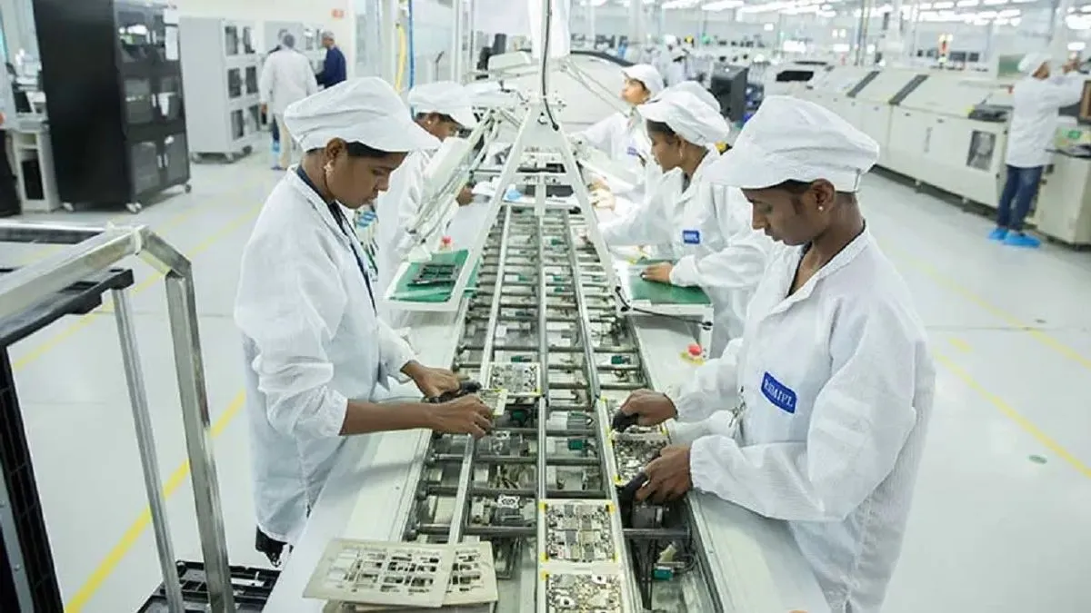 Apple iPhone manufacturing India : एप्पल का इंडिया में ‘महा-धमाका ...